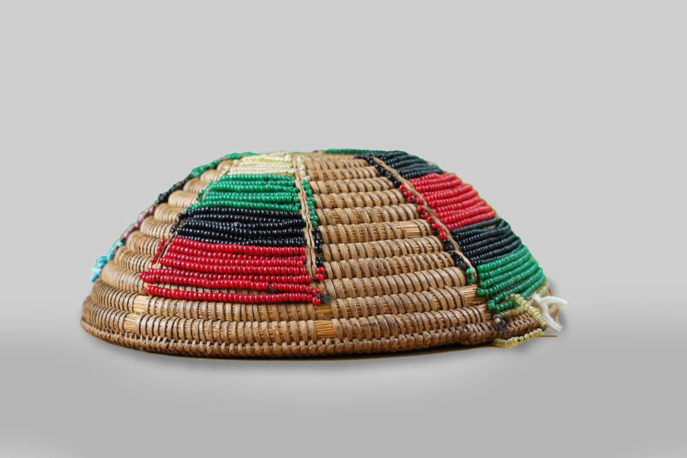 A Zulu beerport cover - phansi